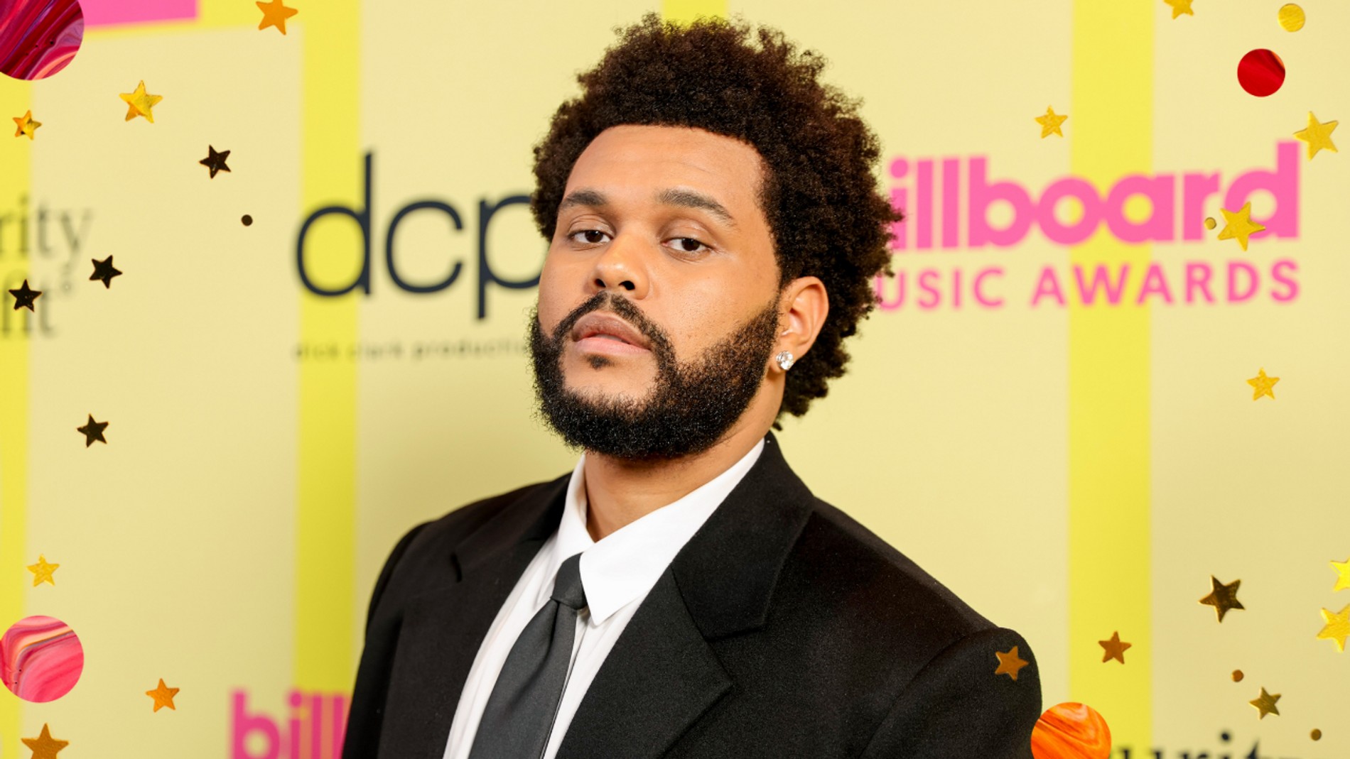 Почему The Weeknd отменил концерт после одной песни? Смотрим ...