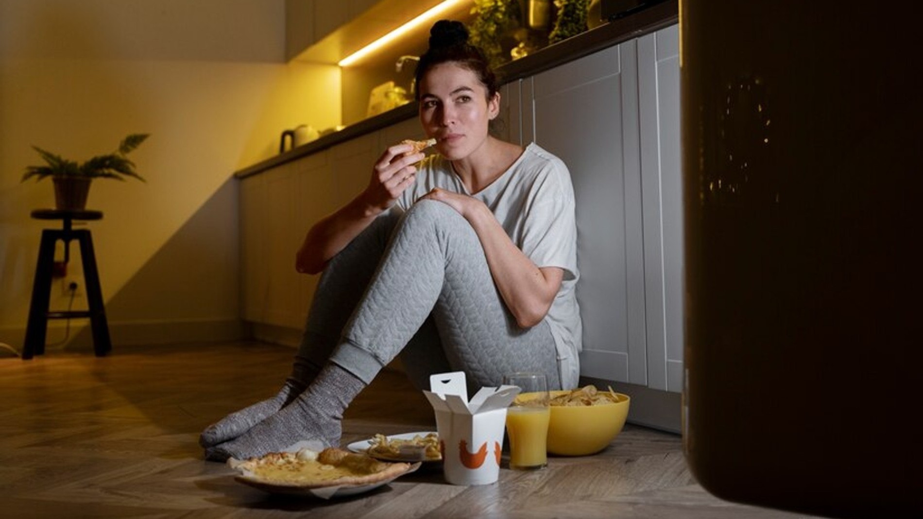 Как избавиться от «ночного жора»: совет диетолога