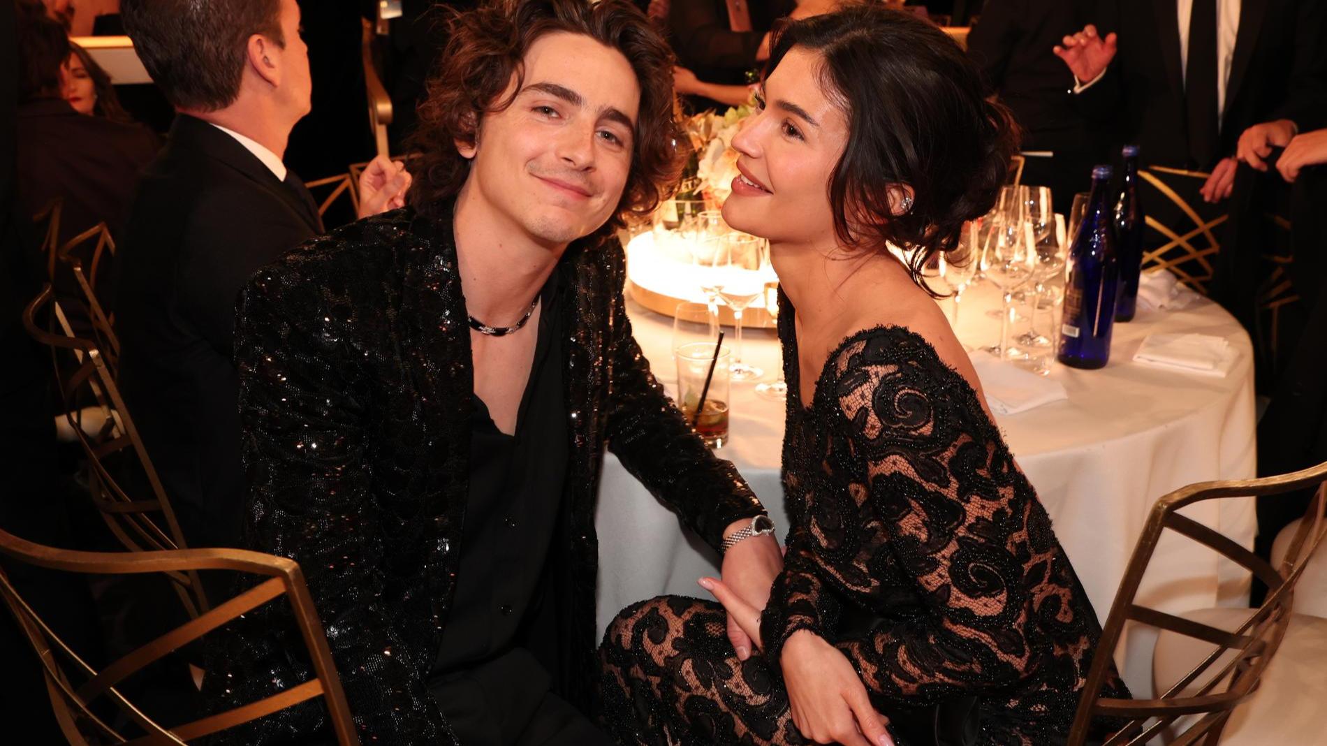 Названа причина кардинальных перемен во внешности и в поведении Кайли Дженнер — все дело в