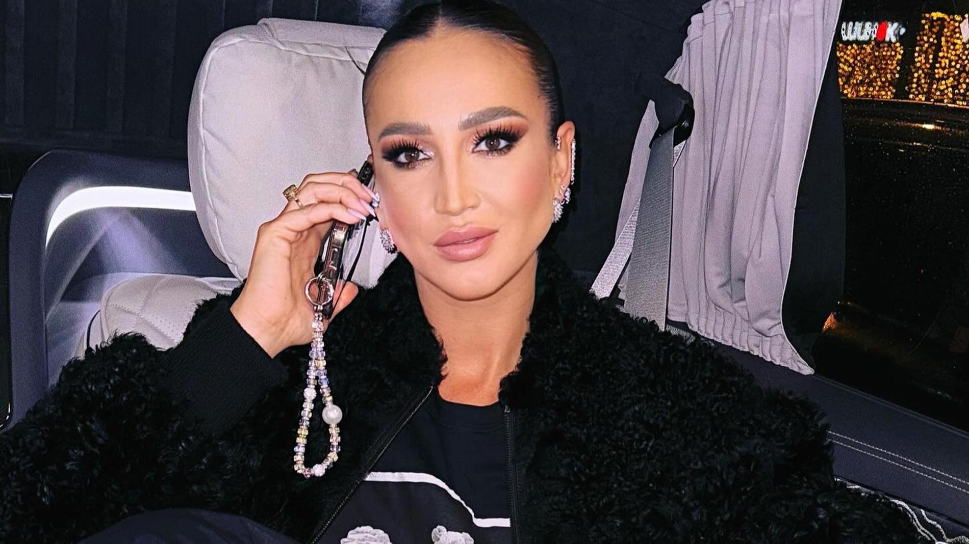 Ольга Бузова показала, как украсила дом к Новому году